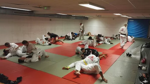École d'arts martiaux Saisho Dojo Nice Nice 06000 : Salle de sport ...